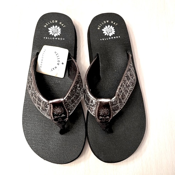 Yellow Box | Shoes | New Yellow Box Mellow Mat Nancy Pewter Flipflops ...